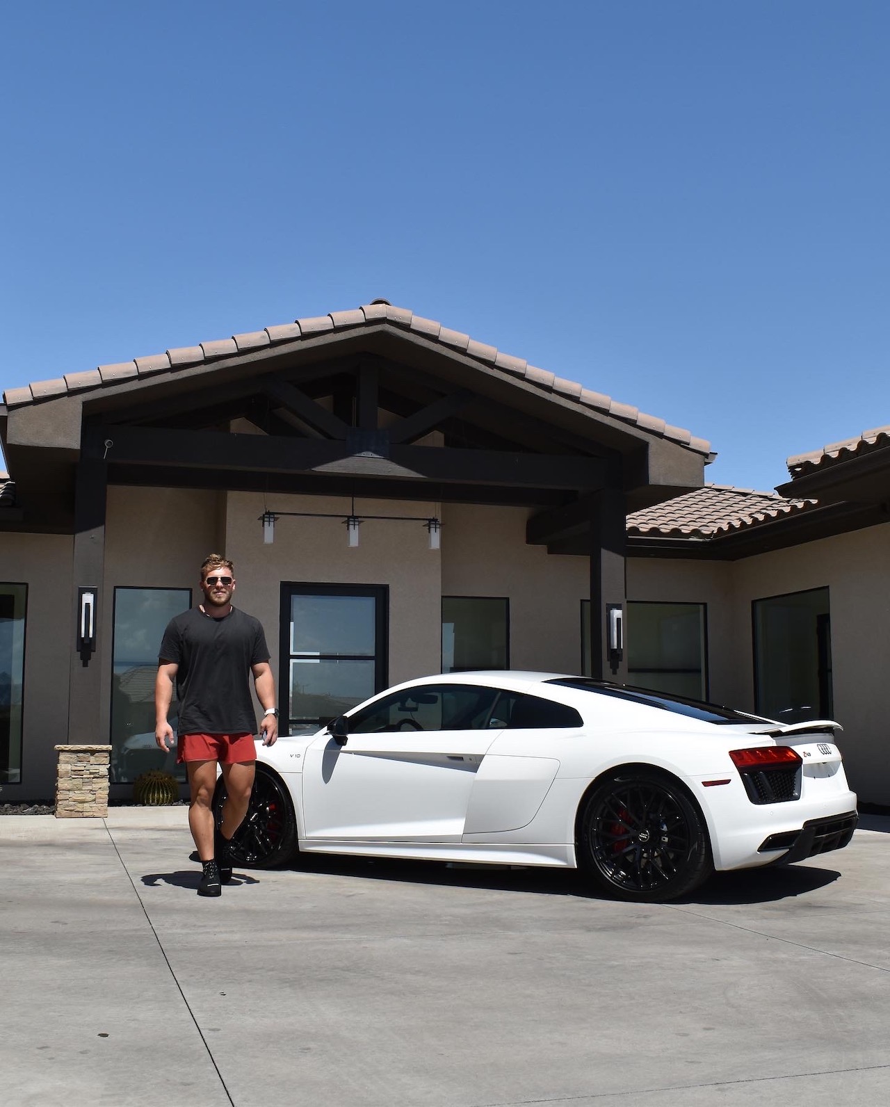 Young Business Guru Alex Bakita Is Creating His Empire