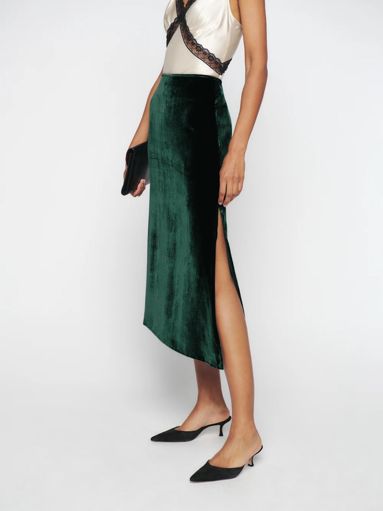 Velvet Skirts: 8 Super Chic Styles to Show Off This Holiday Season