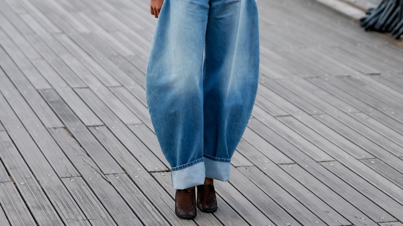 Spring's Must-Have Jeans: The Rise of Barrels