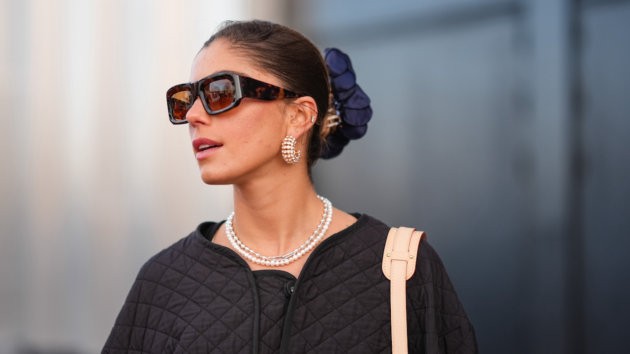 Oversized Scrunchies: The Hair Trend Making a Comeback