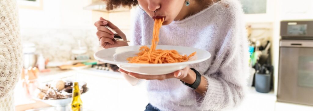Eating Quickly? The Reason You Can't Lose Weight - Grazia USA