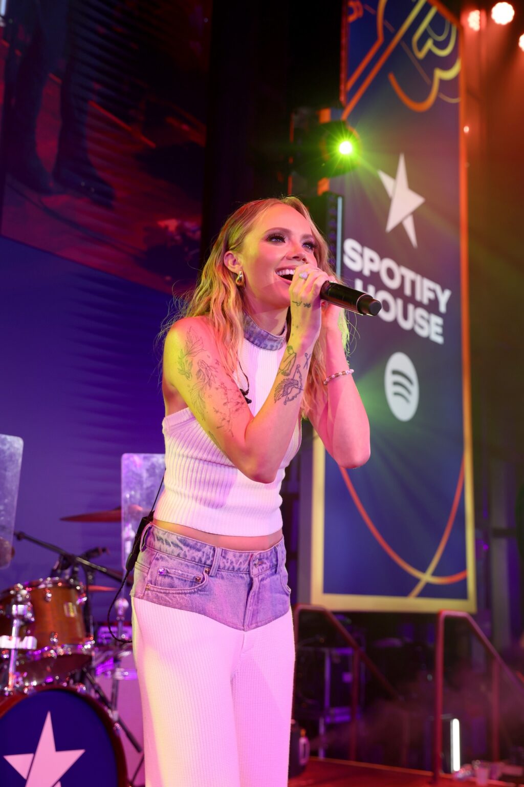 Danielle Bradbery's 'Danielle': Healing & Growth Through Music