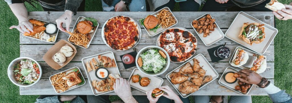 Eating Together Makes Us Happier (According to Two International ...