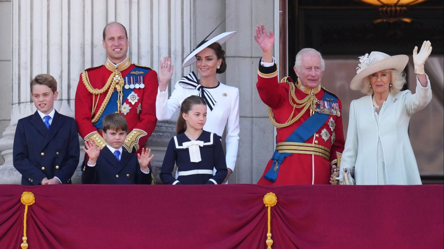 Kate Middleton Replaced In Royal Family Photos Amid Cancer
