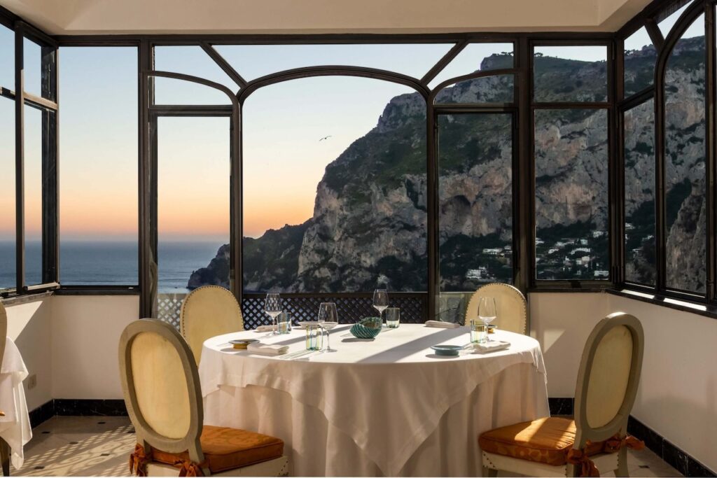 Italy Travel Guide: Breathtaking Hotels & Destinations for Everyone