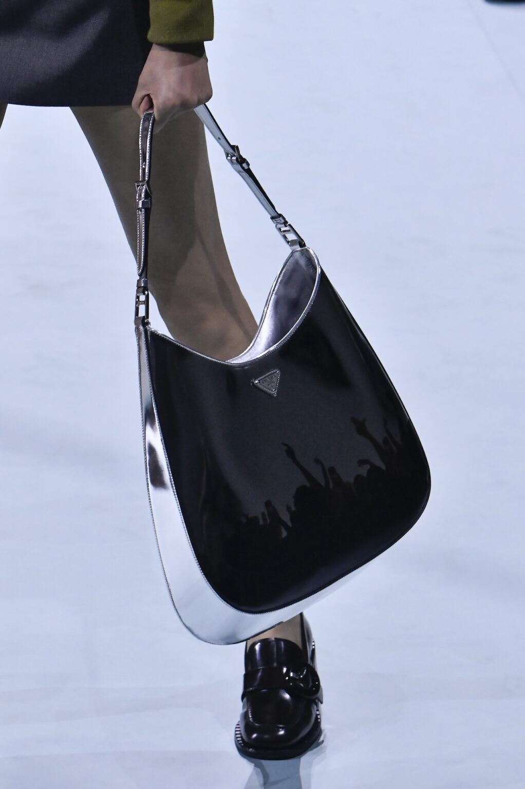 Handbag Trends: The Brands That Redefined SS25 Runways