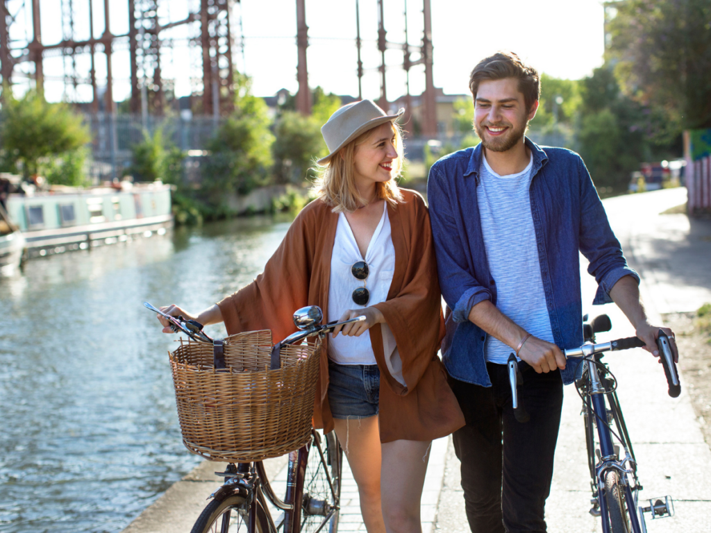 Create the Perfect Dating App Profile in 6 Steps - Grazia USA