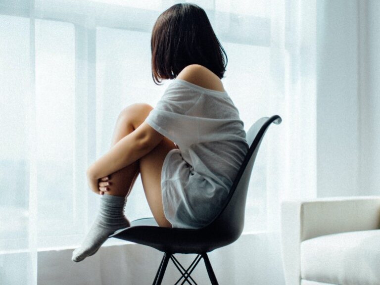 Helping Anxiety: Say This, Not That - Grazia USA