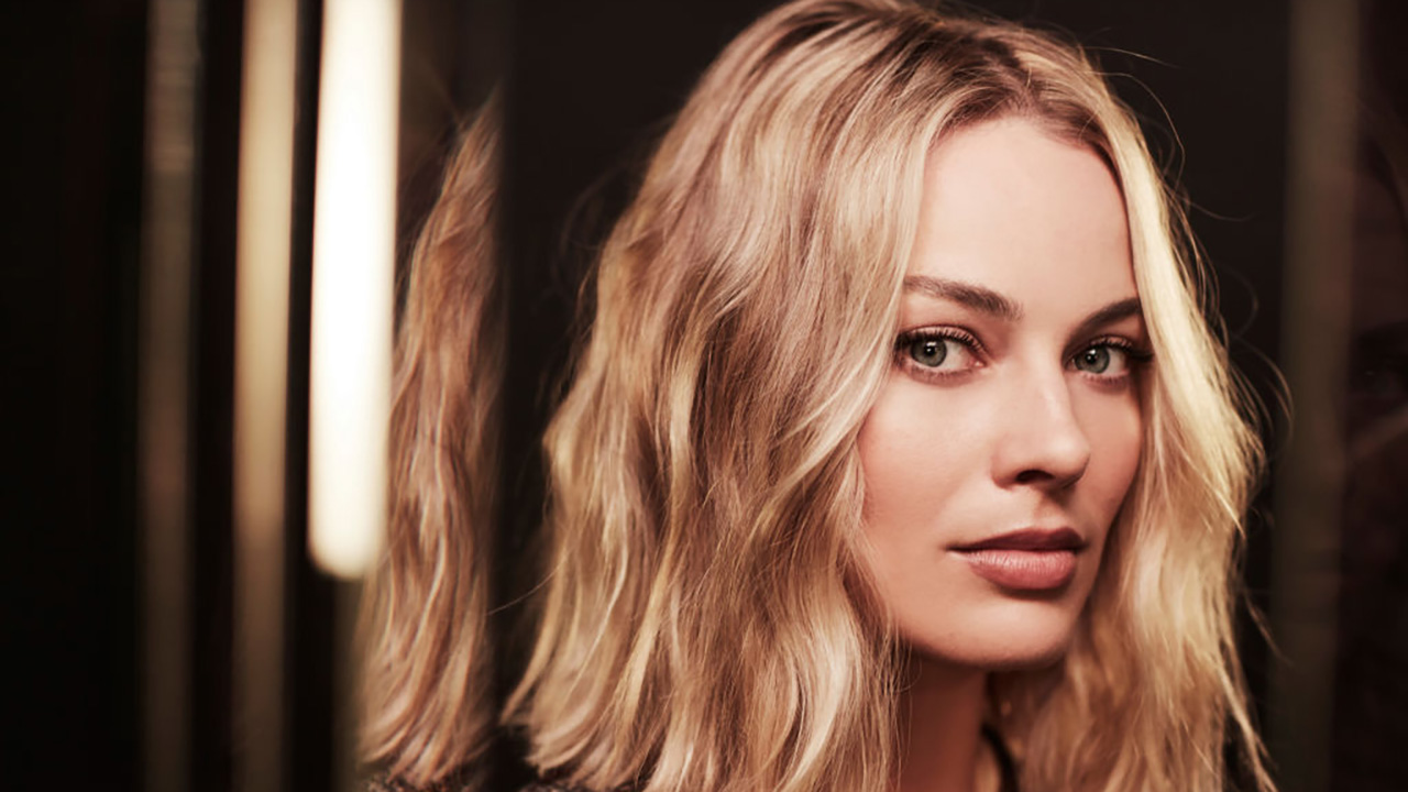 Want To Know The Exact Mask Margot Robbie Swears By? - Grazia