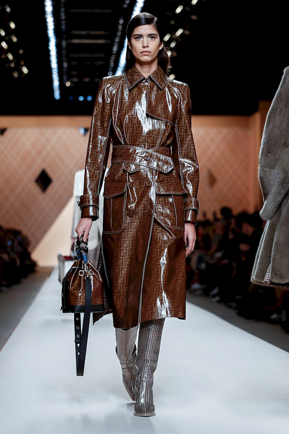 Fendi Autumn Winter 2018 runway collection (Milan Fashion Week)