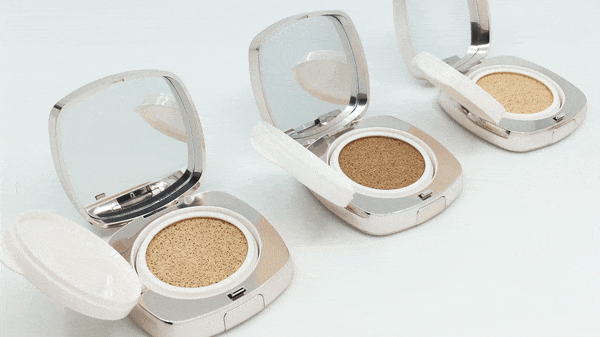 Cushion Up To La Mer's New Luminous Lifting Cushion Compact - Grazia