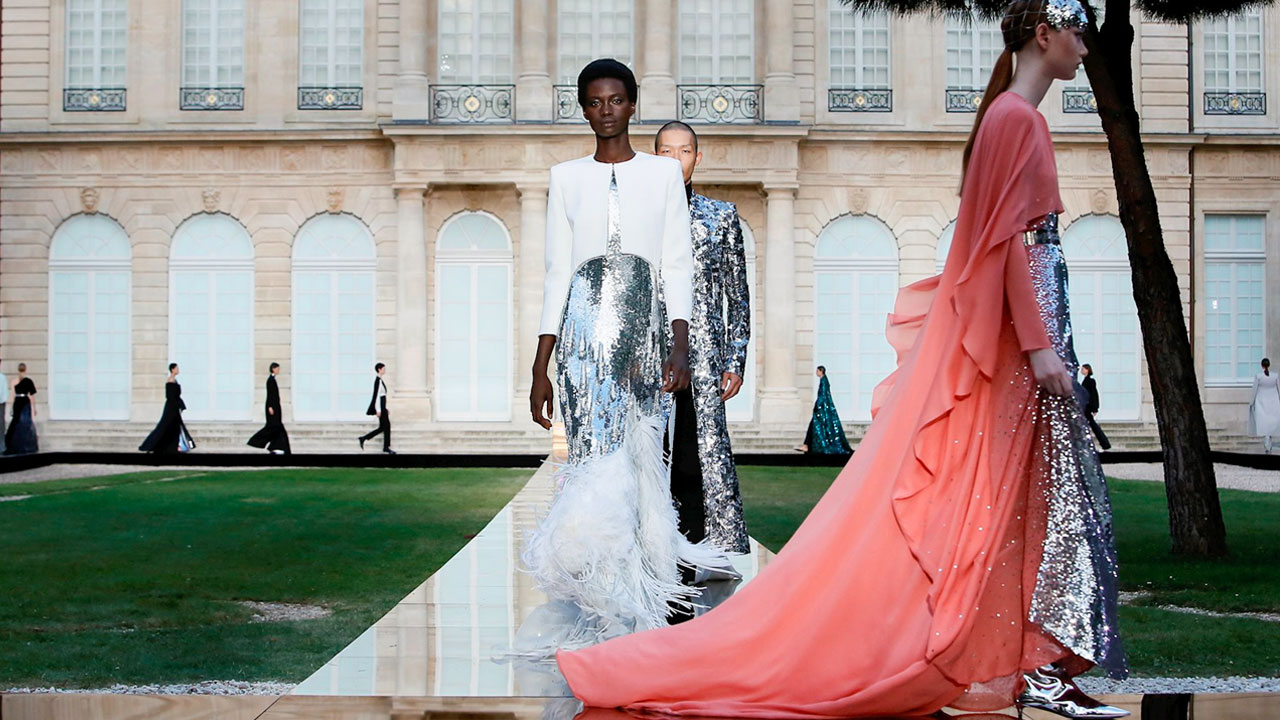 Givenchy Winter 2018 Couture Runway Collection