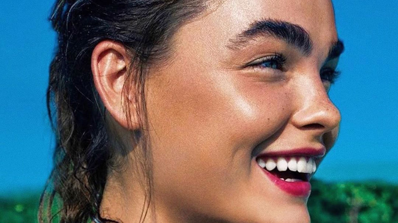 Our Editor Reviews Benefit's Multitasking Pencil For Brows