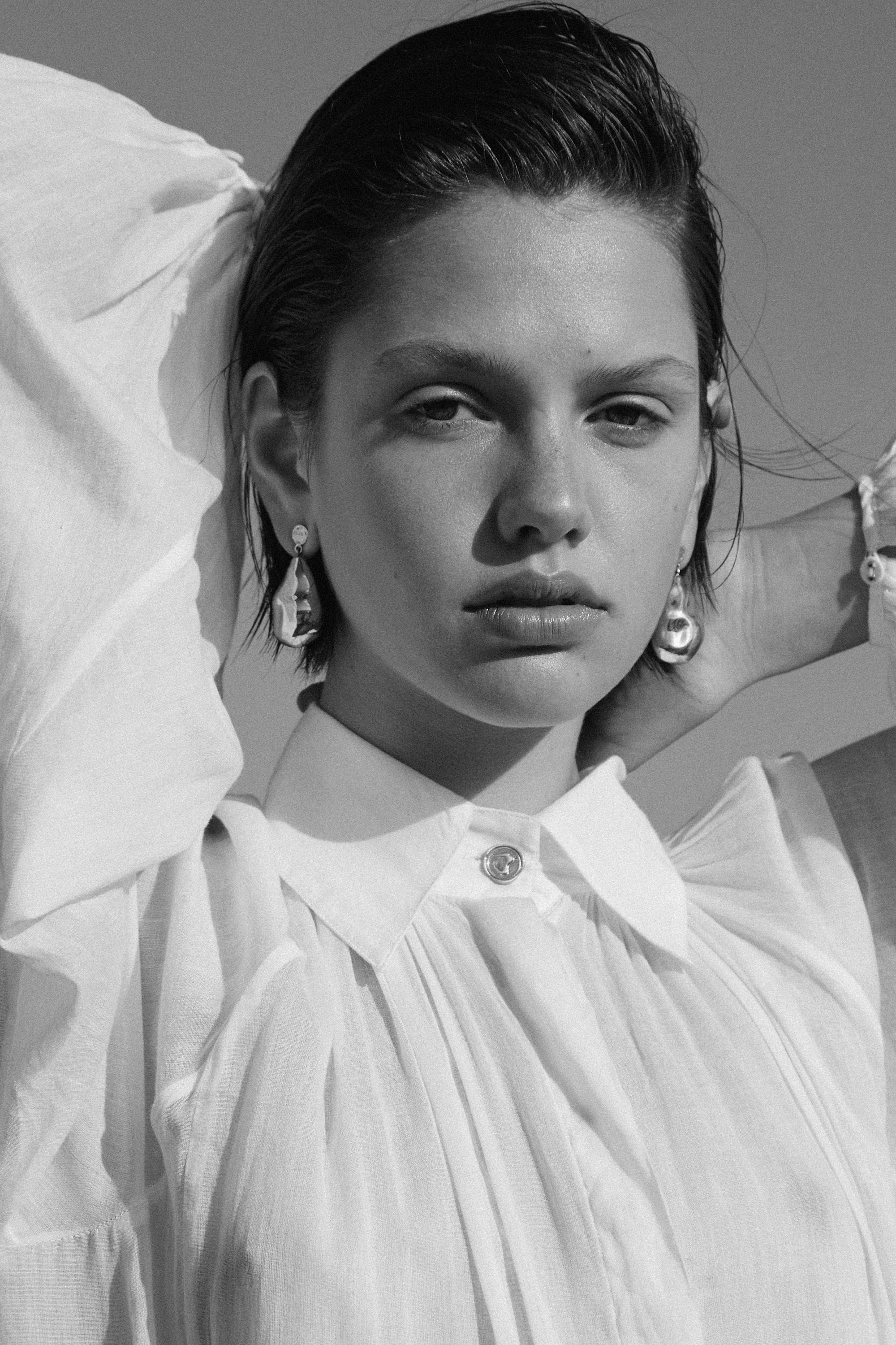 Aje's Golden Hour - Grazia