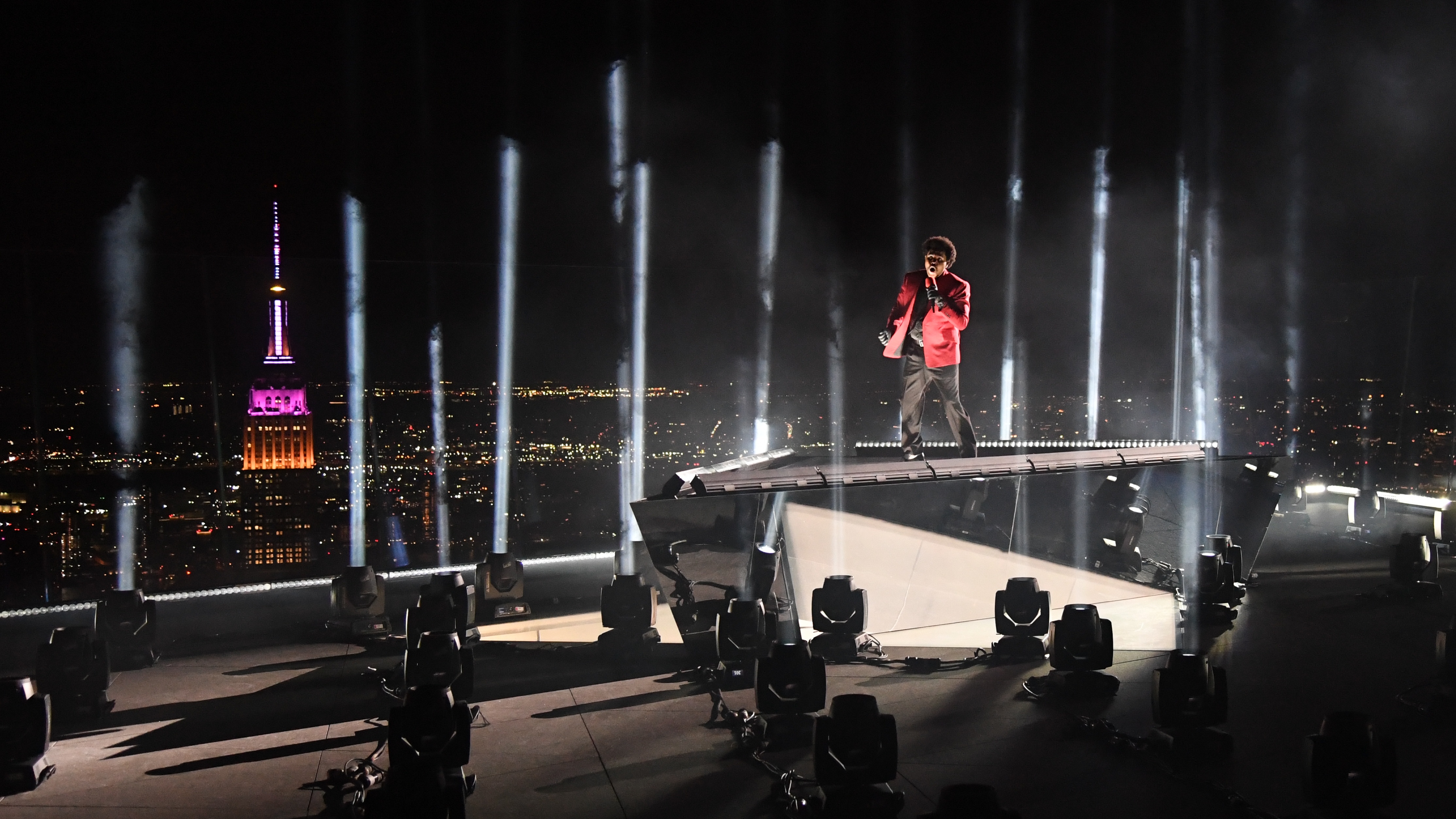 The Weeknd’s Performance At the 2020 VMAs Proved NYC Isn’t Dead