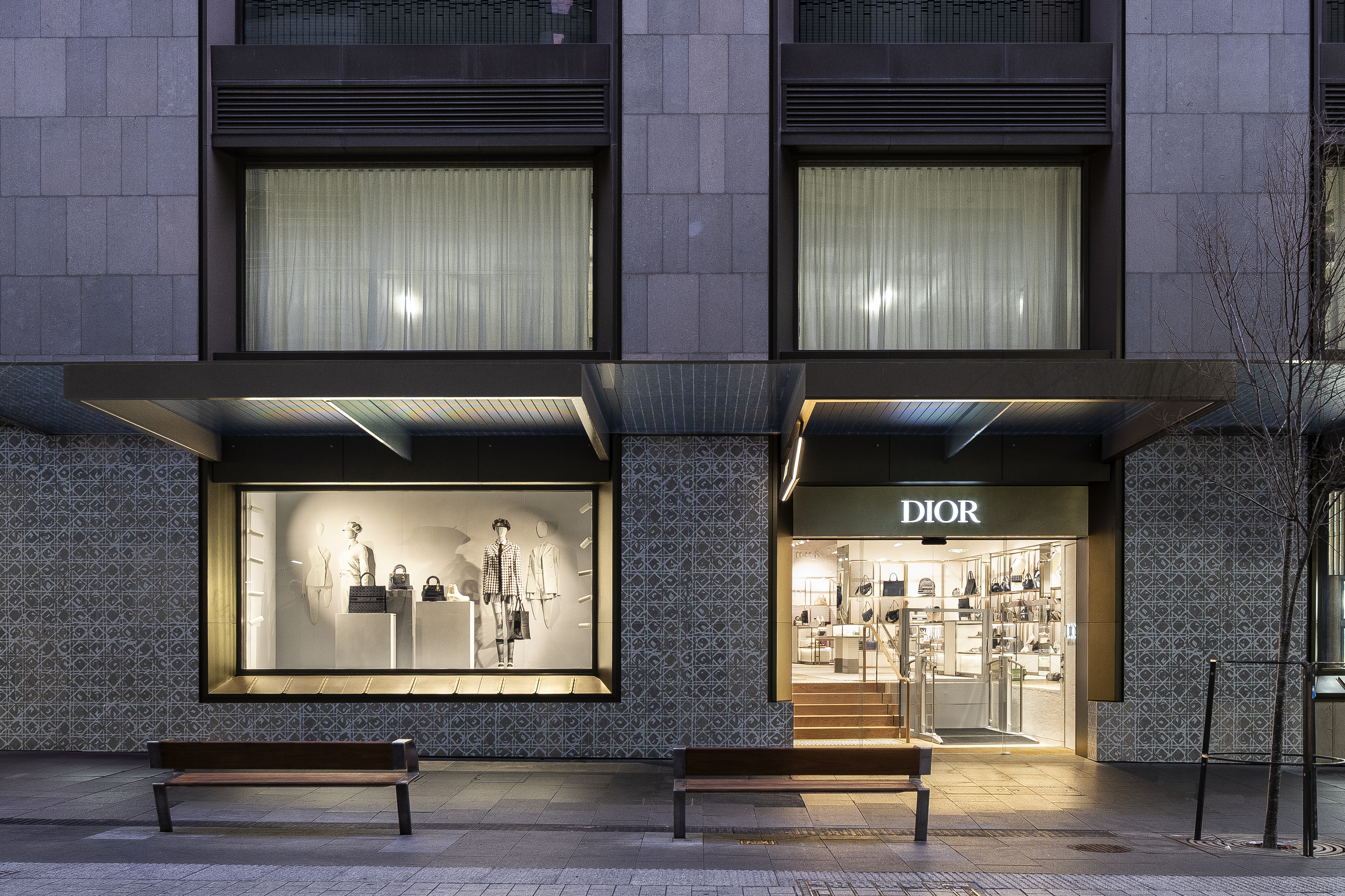 Inside Dior's newest seasonal boutique on George Street in Sydney ...