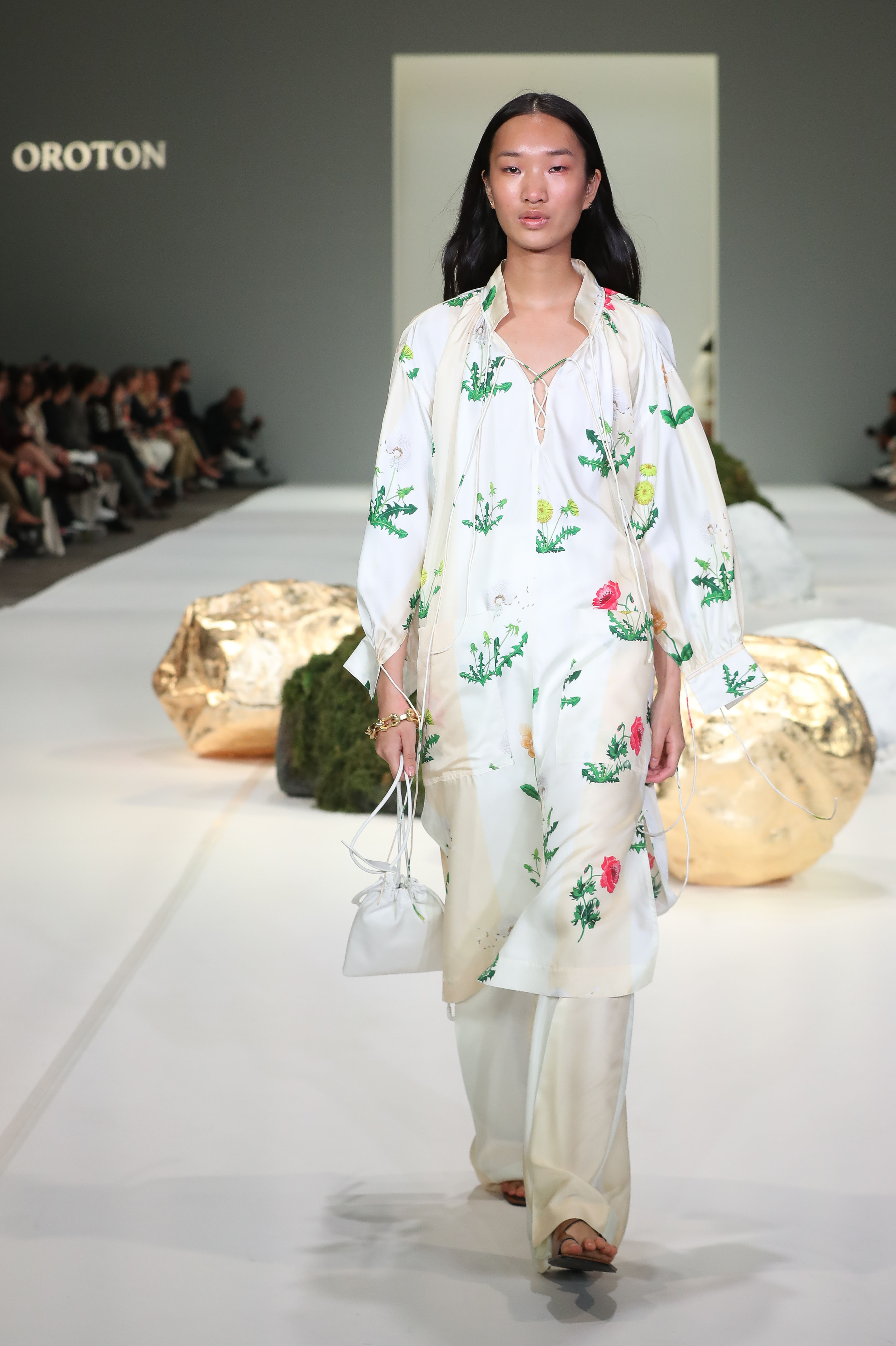 AAFW: This Is Oroton. Back, But Not As You Know It