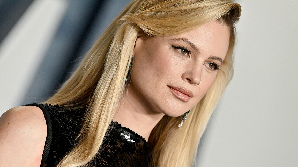 behati-prinsloo-vanity-fair-2023-corset - Grazia