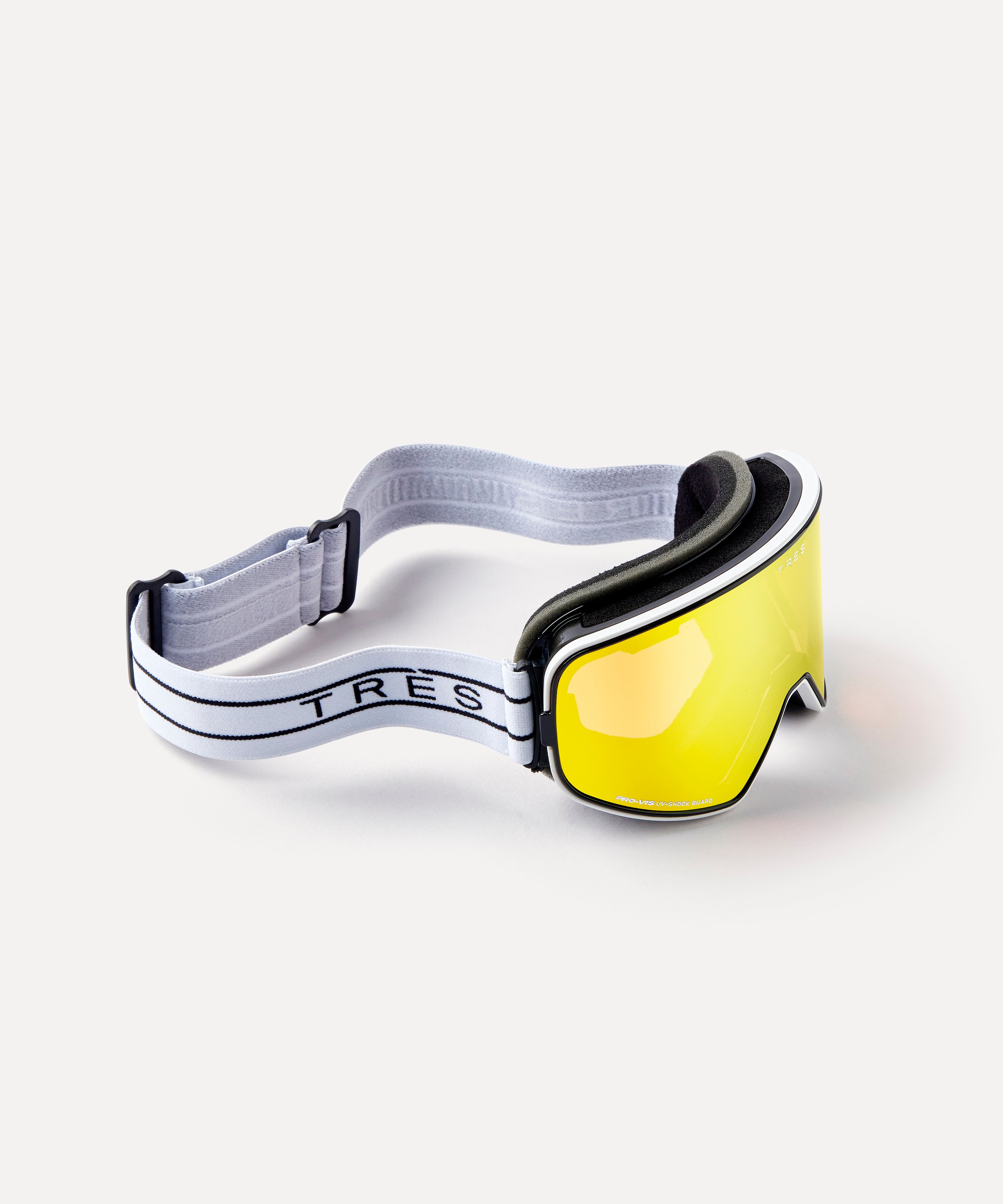 New Label TRÈS Studios Launch Stylish New Ski Goggles