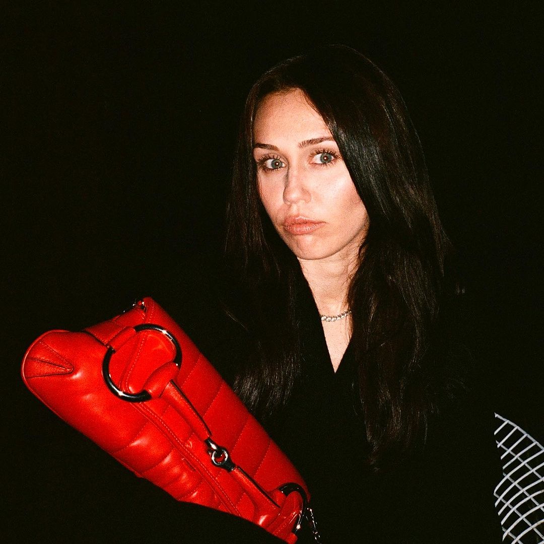 Miley Cyrus Debuts Deep Chocolate Brown Dye Job