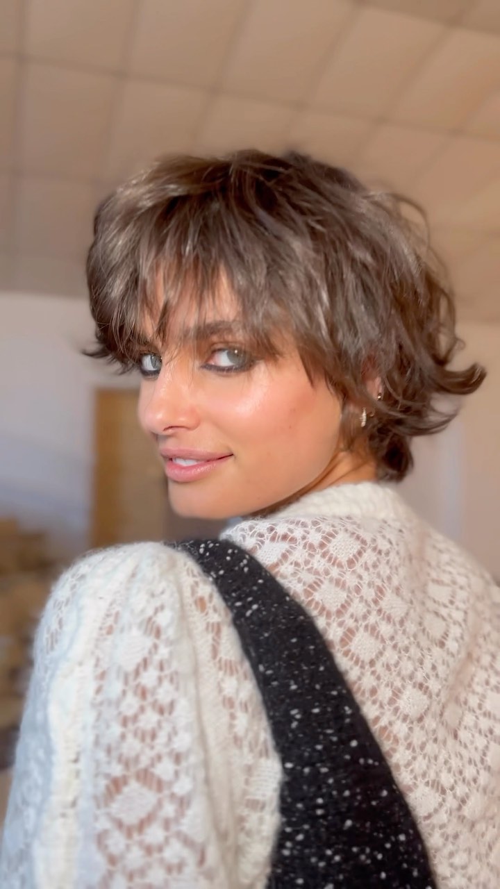 Taylor Hill Drew Inspiration From Audrey Hepburn For Her New Bob