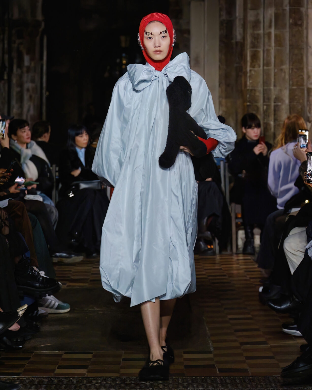 LFW: Queen Of Arts. Simone Rocha And The Victorian Wake - Grazia