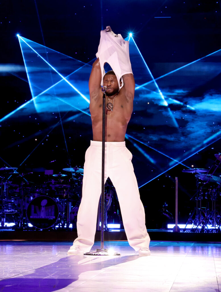 Watch Usher's 2024 Super Bowl Halftime Performance