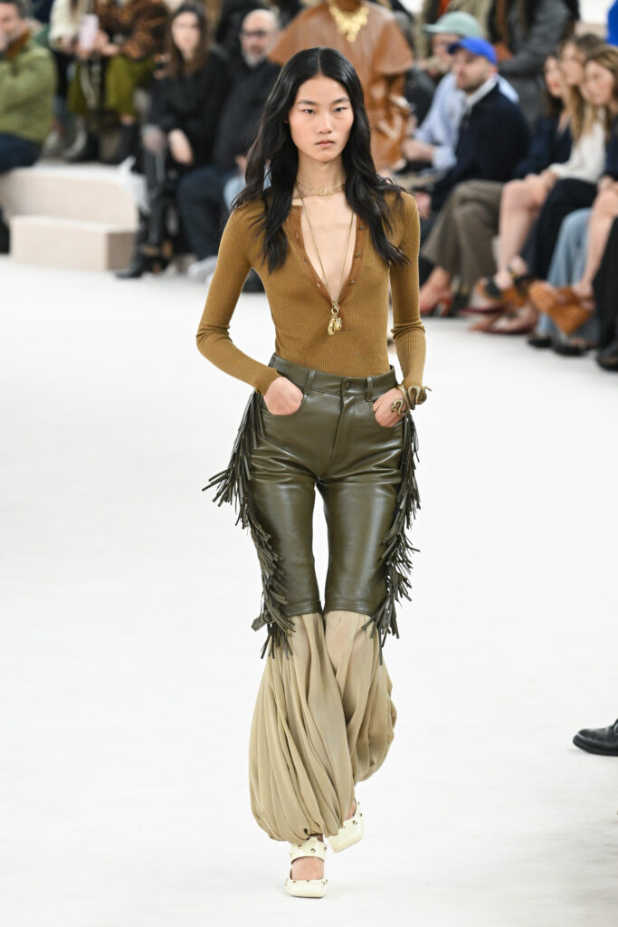 Chloé : Runway - Paris Fashion Week - Womenswear Fall/Winter 2024-2025 - Grazia
