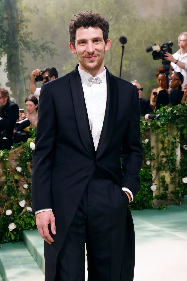 Josh O'Connor Is Our Next Hot Priest Thanks To 'Knives Out 3'