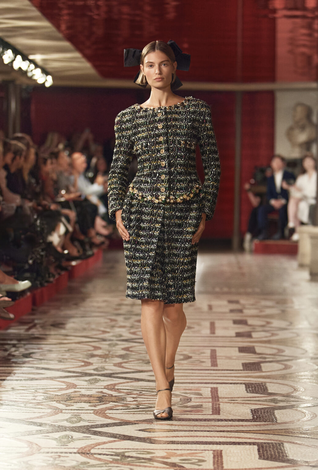 Chanel Fall/Winter 2024/25 Haute Couture: Phantom Of The Opera