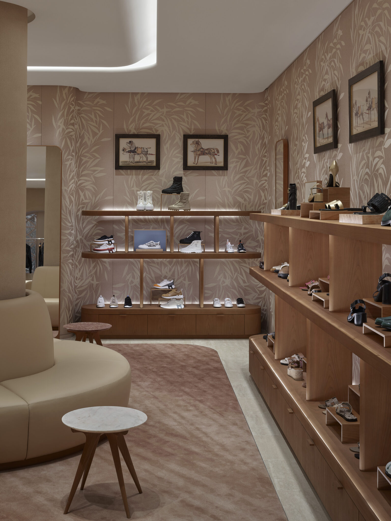 Hermès Delights Clients Old And New With Collins Street Unveil