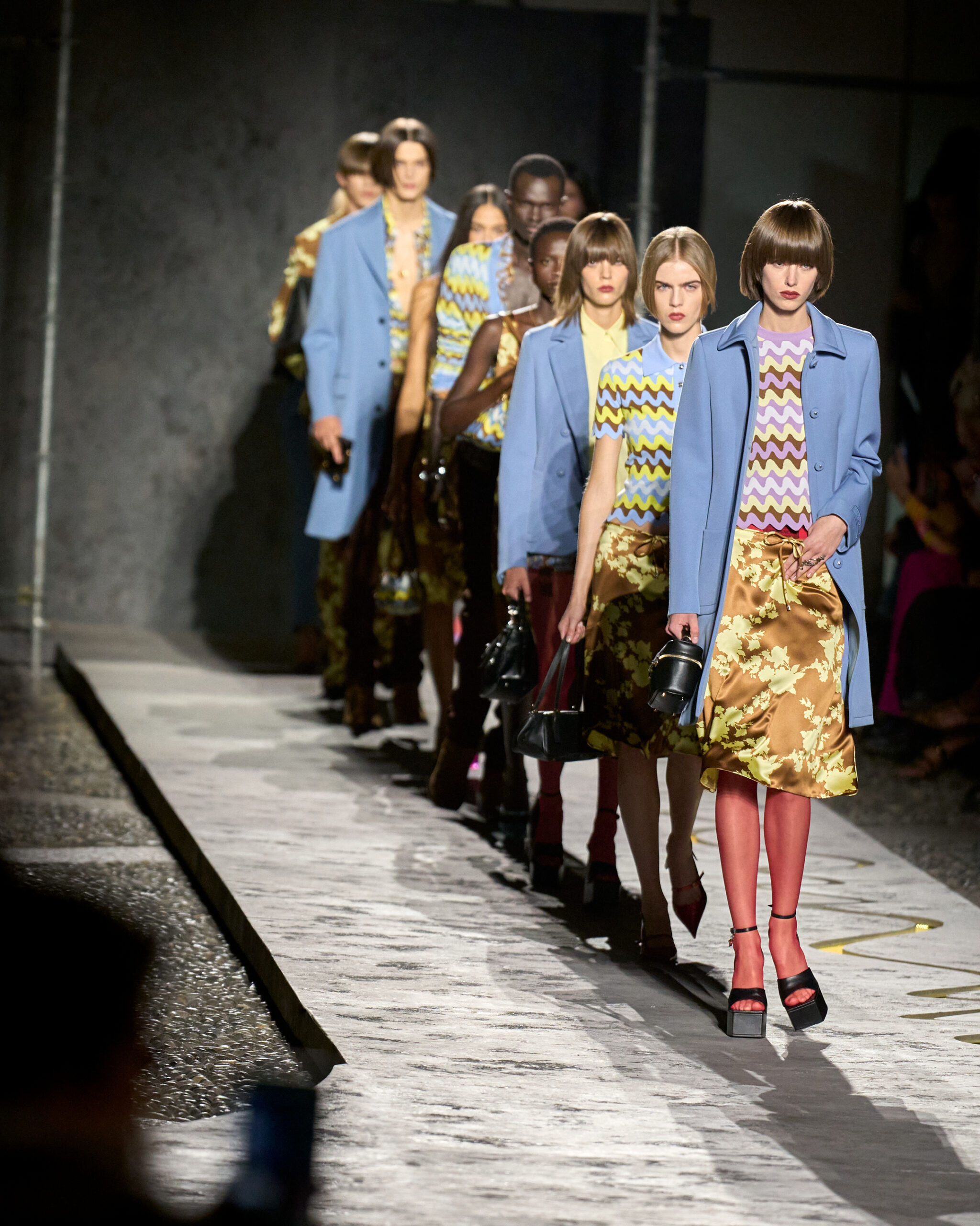 VERSACE SPRING-SUMMER 2025 FINALE - IMAGE (1) - Grazia