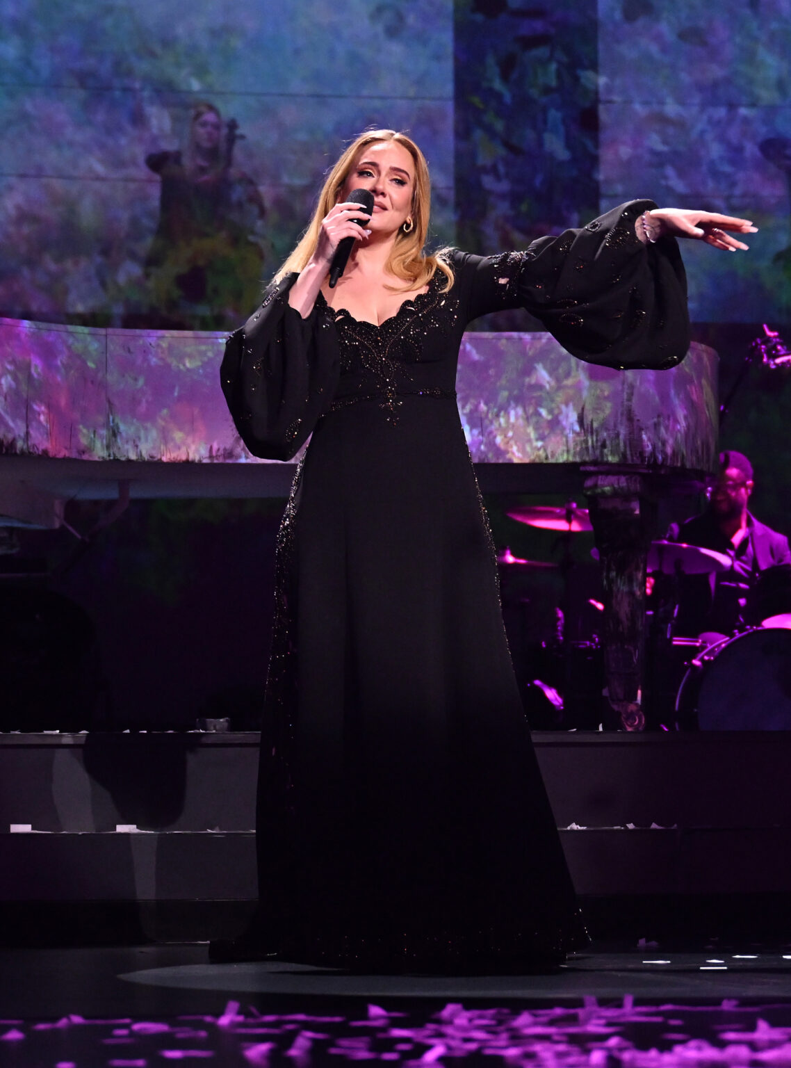 Adele Delivers Emotional Ending To Las Vegas Residency