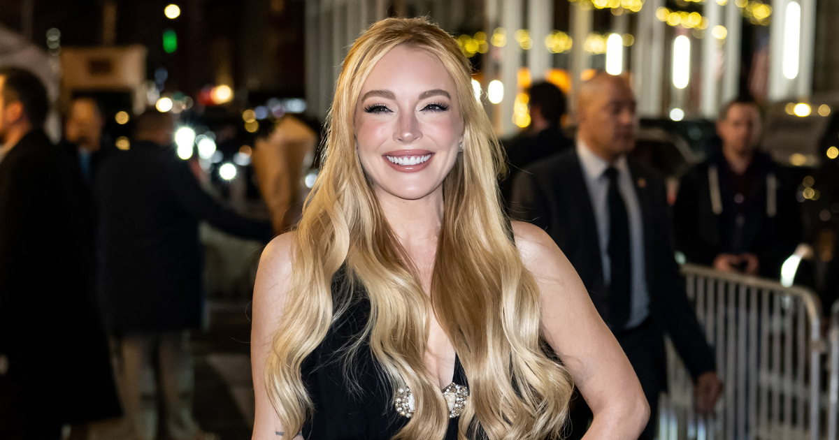 Lindsay Lohan Returns To The Red Carpet For 'Our Little Secret'