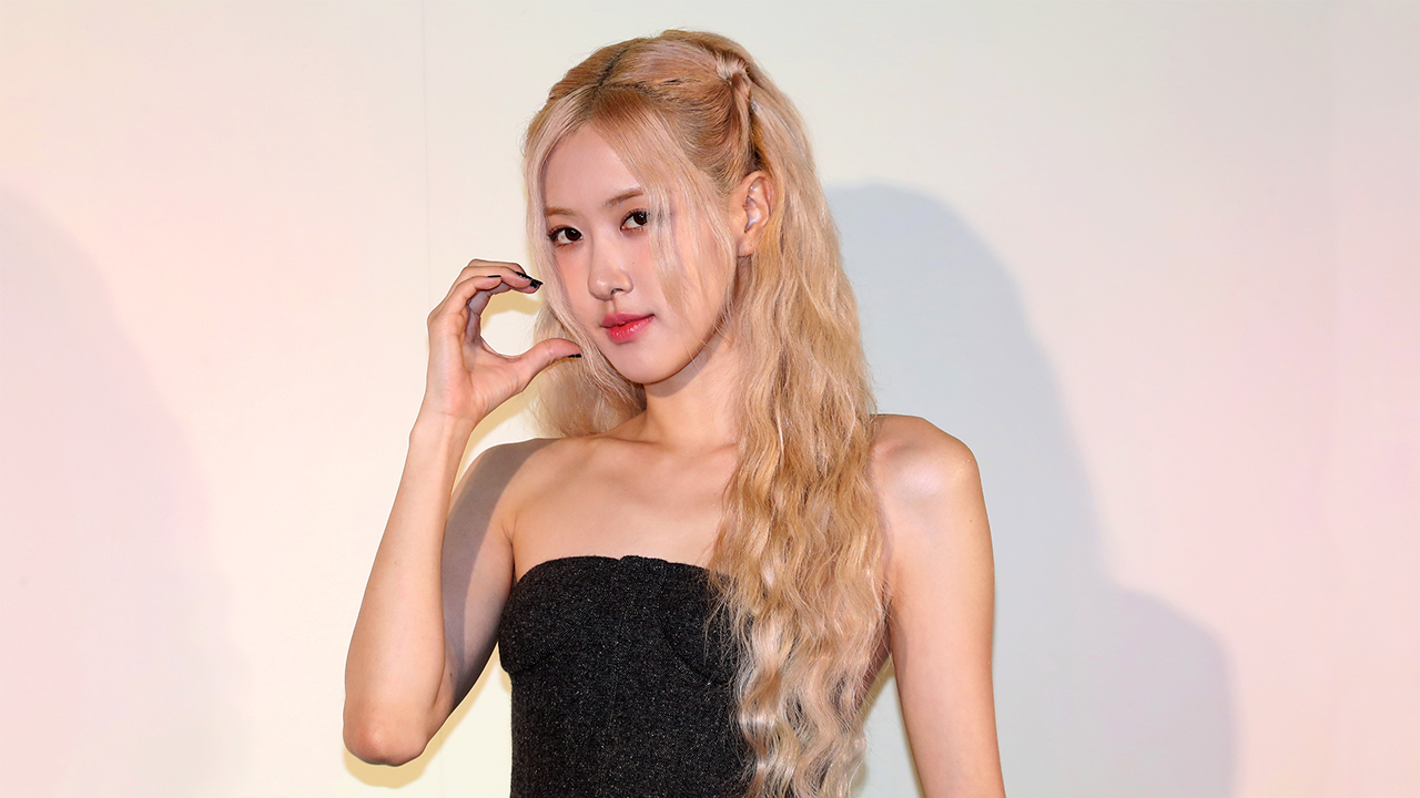 Is Blackpink's ROSÉ Dating Evan Mock?